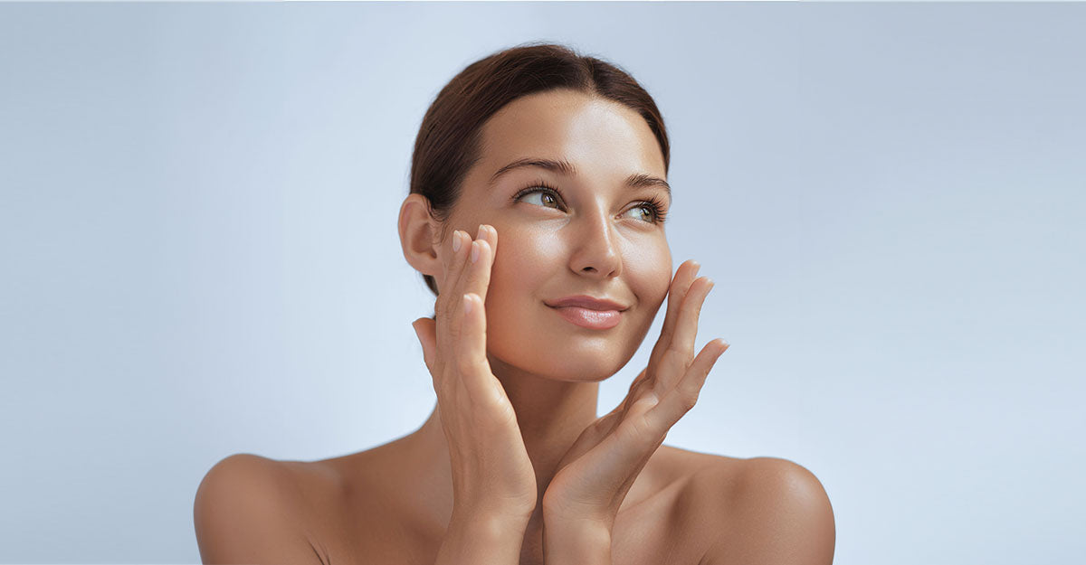 Bakuchiol vs. Retinol: Why this Gentle, Plant-Based Alternative is Red ...